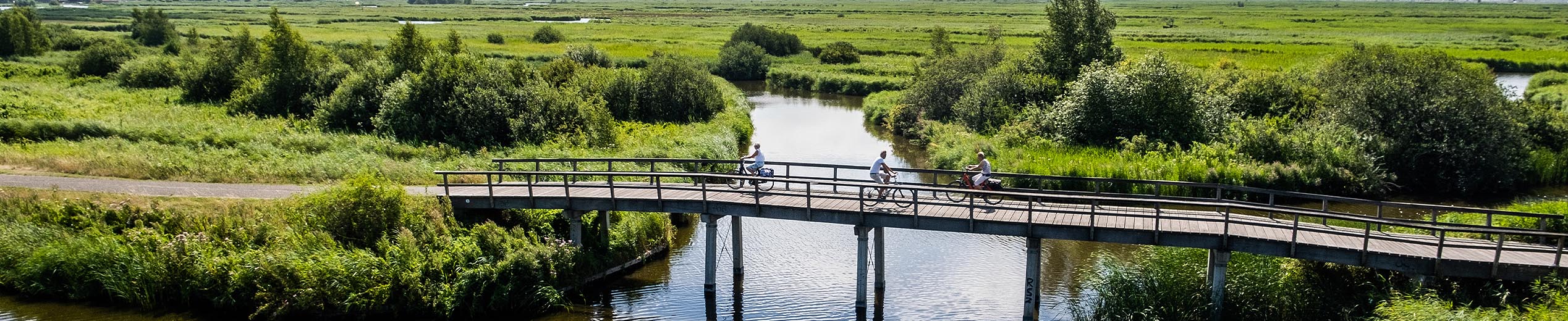 Hoe monteer ik de Atera dakkoffer op mijn dakdragers? - Bepakt.nl
